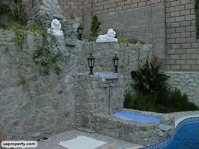 CC012